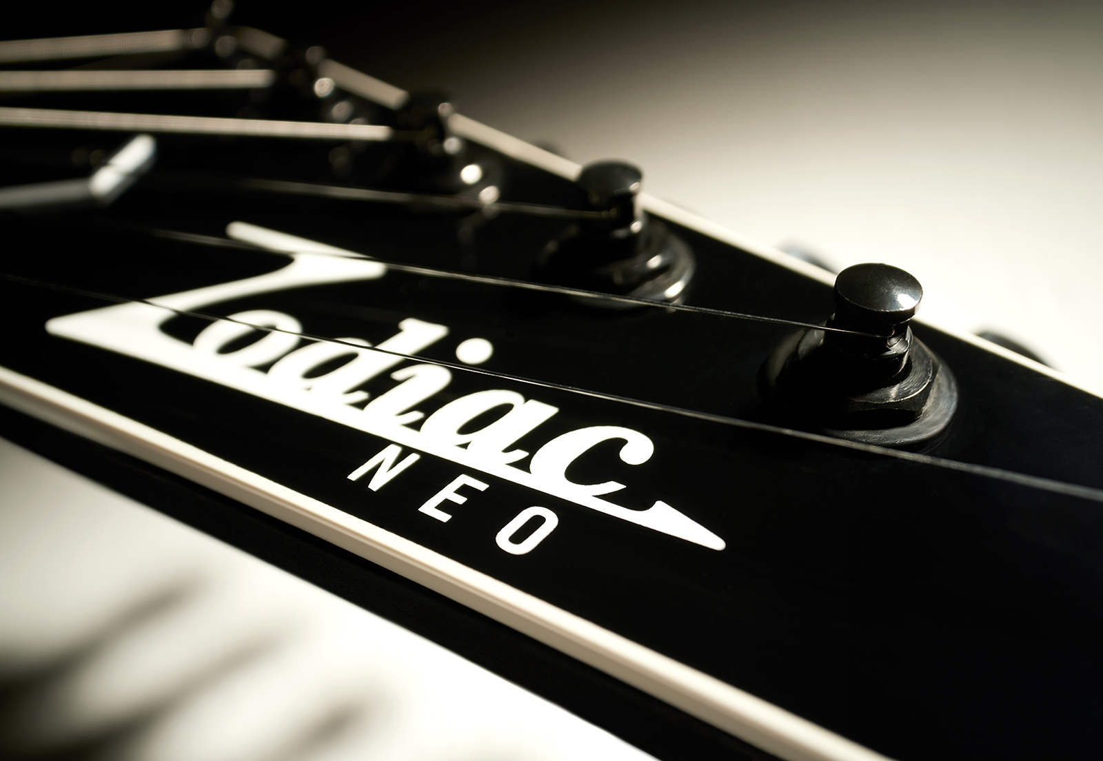 ギターブランド “Zodiac NEO” 誕生。布袋寅泰のニュー・シグネチャー・モデル「Zodiac NEO Eternal Legacy ...